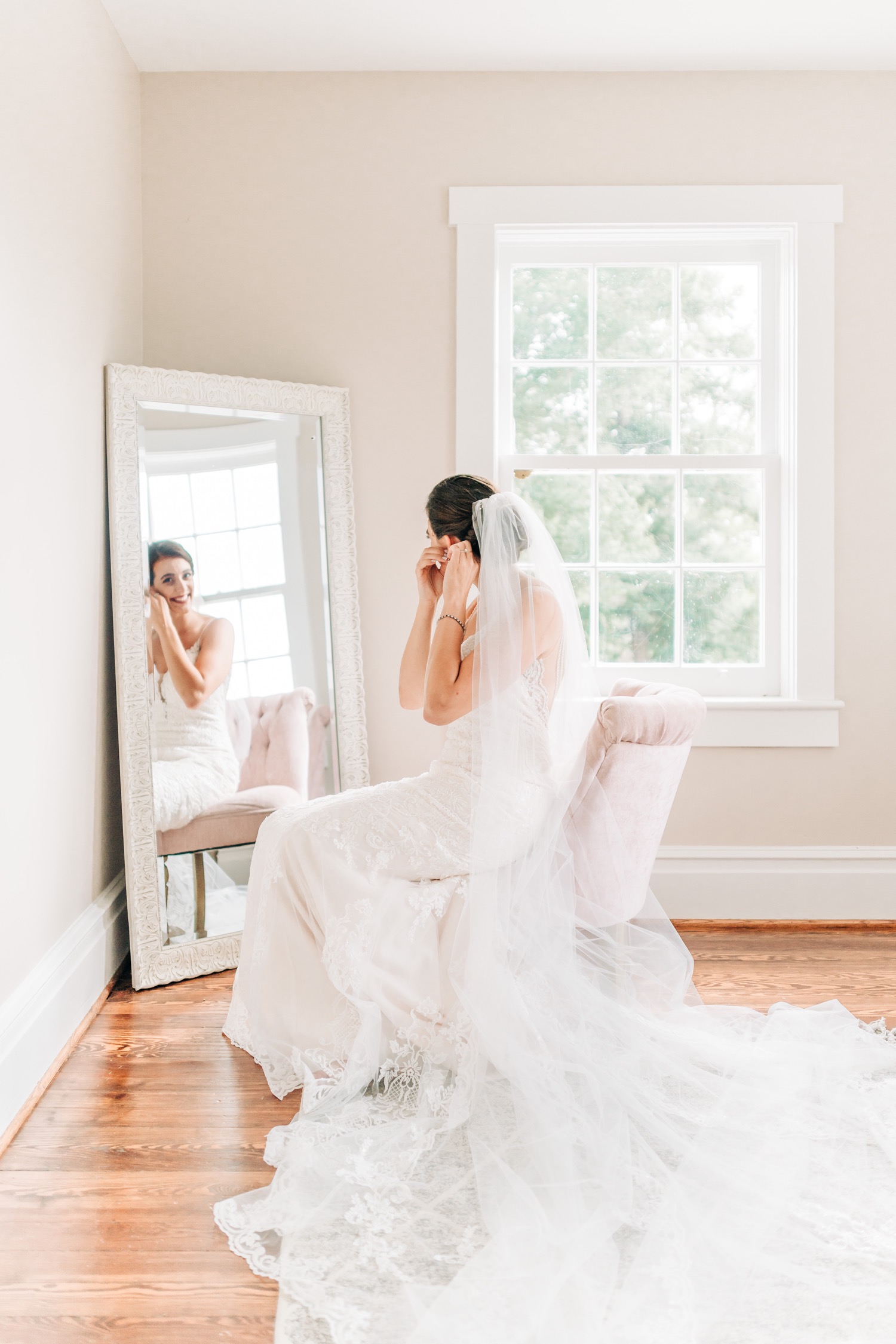 Raspberry Plain Manor Wedding | Dillon & Sarah | DeLine Photography